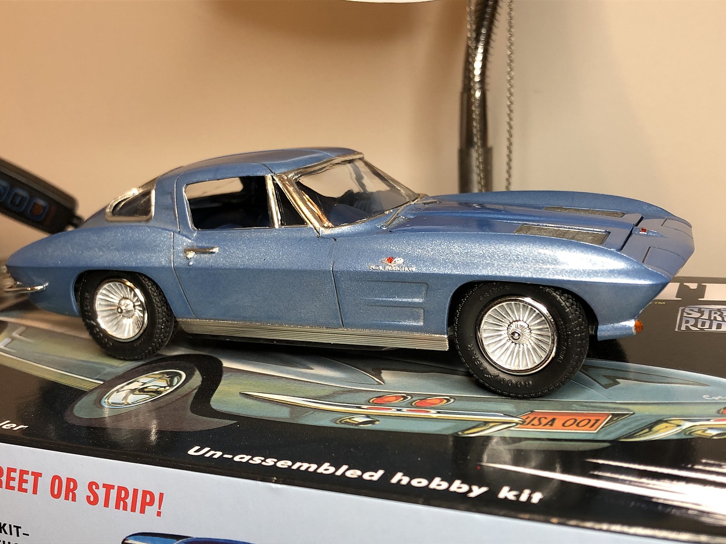 1963 CORVETTE -- Plastic Model Car Kit -- 1/25 Scale -- #861 pictures ...