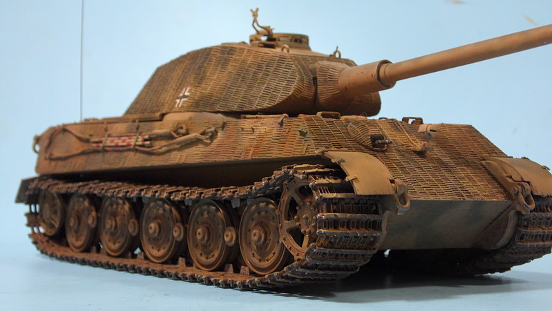 King Tiger Porsche Turret w/Zimmerit -- Plastic Model Tank Kit -- 1/35 ...