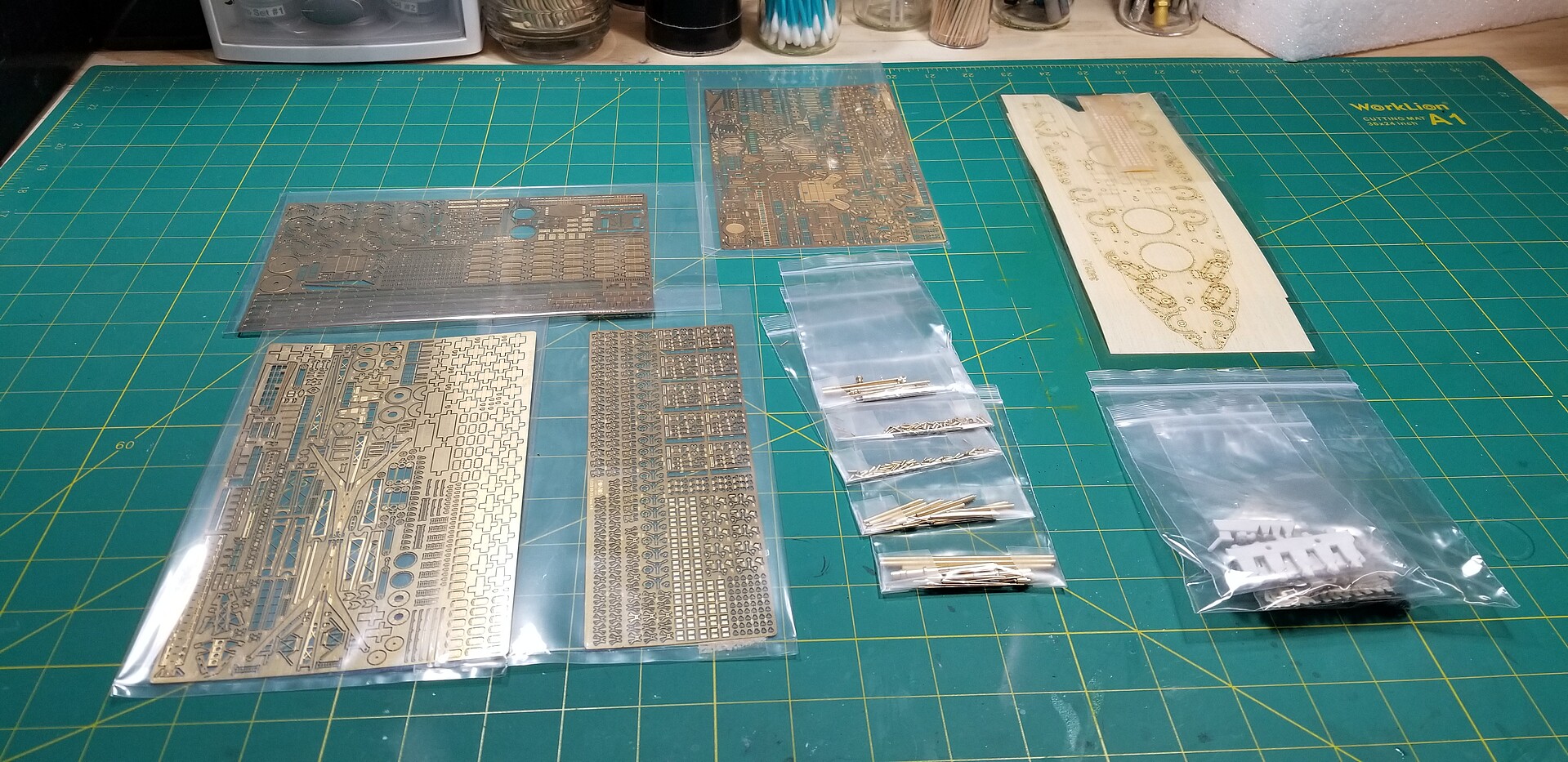 USS Texas BB-35 Battleship -- Plastic Model Military Ship Kit -- 1/350 ...