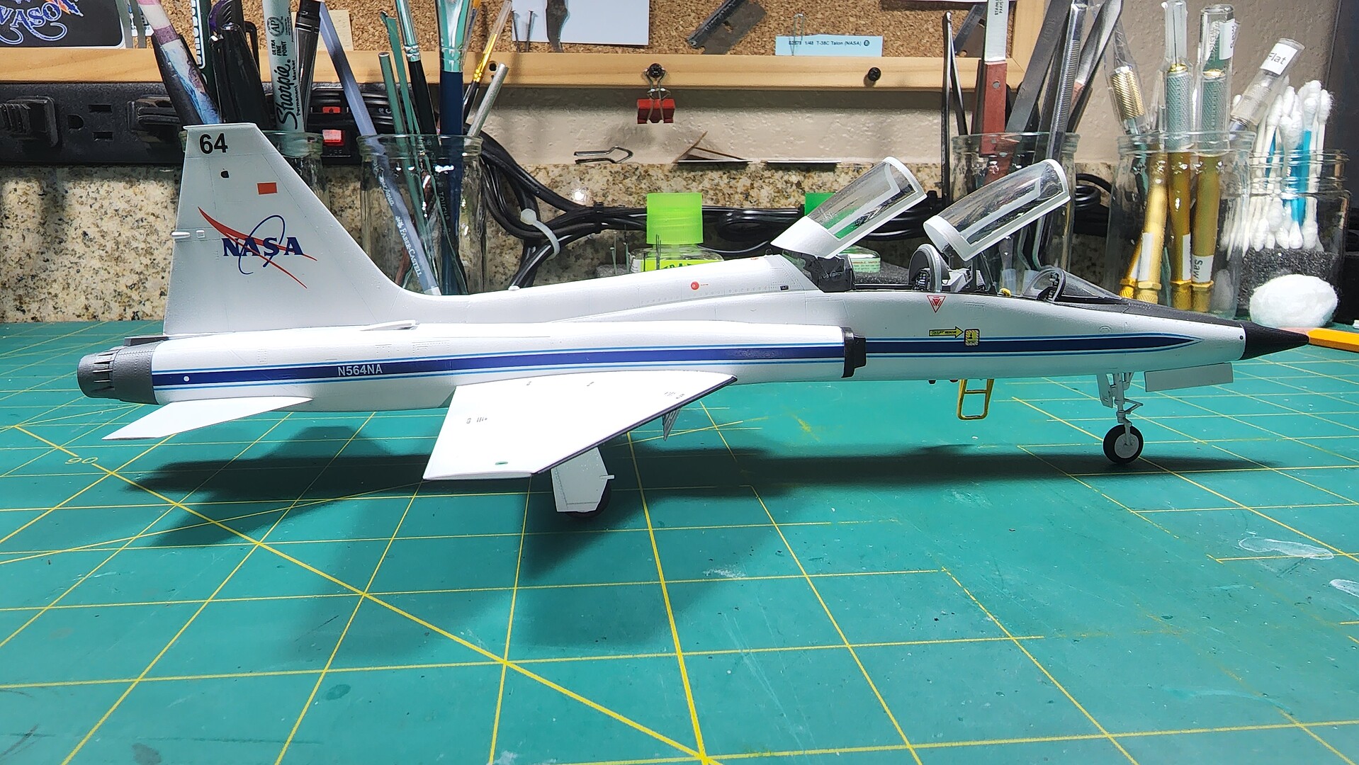 USAF T-38C Talon NASA Jet Trainer -- Plastic Model Airplane Kit -- 1/48 ...