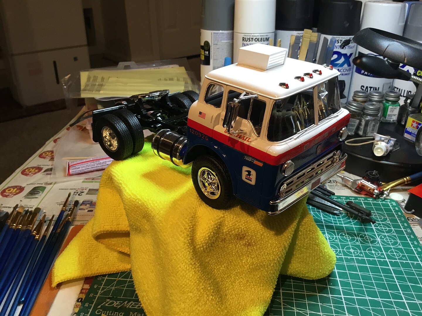 Ford C900 US Mail Truck w/trailer -- Plastic Model Truck Vehicle Kit ...