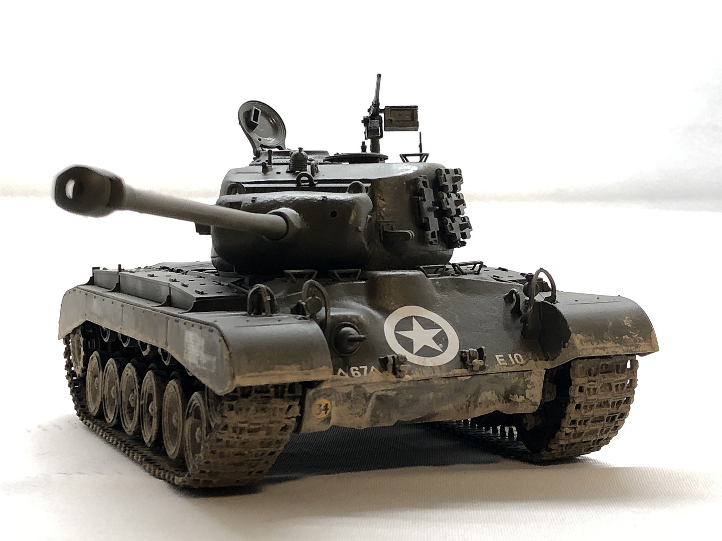 US Med Tank M26 Pershing T26E3 -- Plastic Model Military Vehicle Kit ...