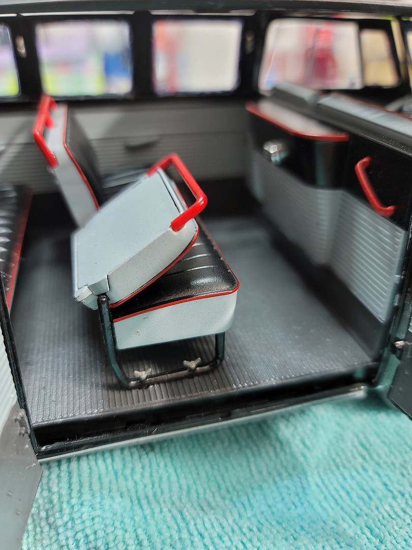 VW Typ 2 T1 Samba Bus -- Plastic Model Vehicle Kit -- 1/16 Scale ...