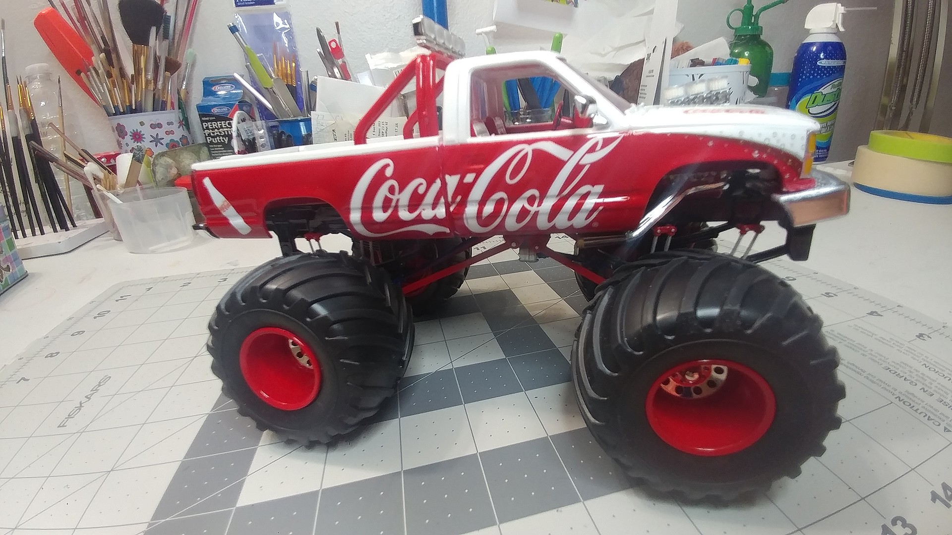 '88 Chevy Silverado Monster Truck -- 1/24 Scale Plastic Model Vehicle ...