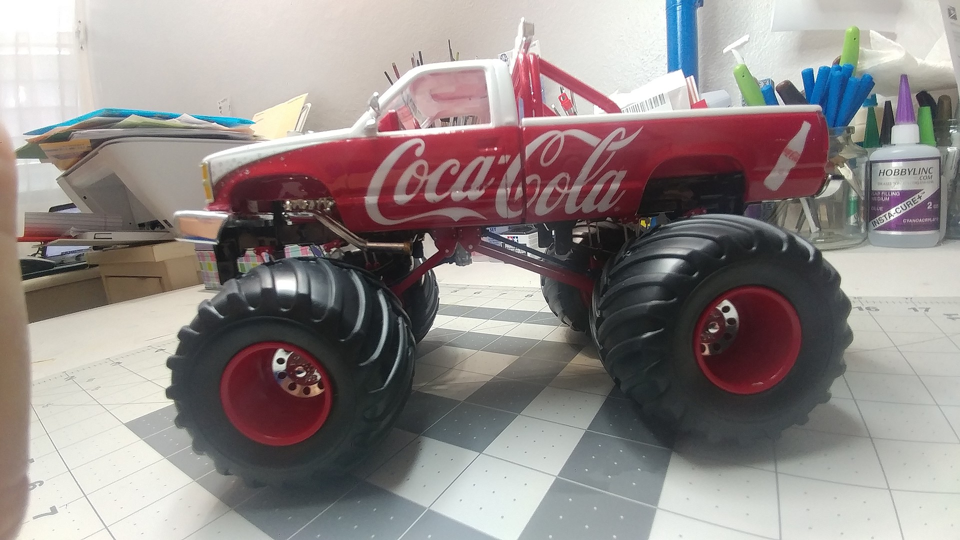 '88 Chevy Silverado Monster Truck -- 1/24 Scale Plastic Model Vehicle ...