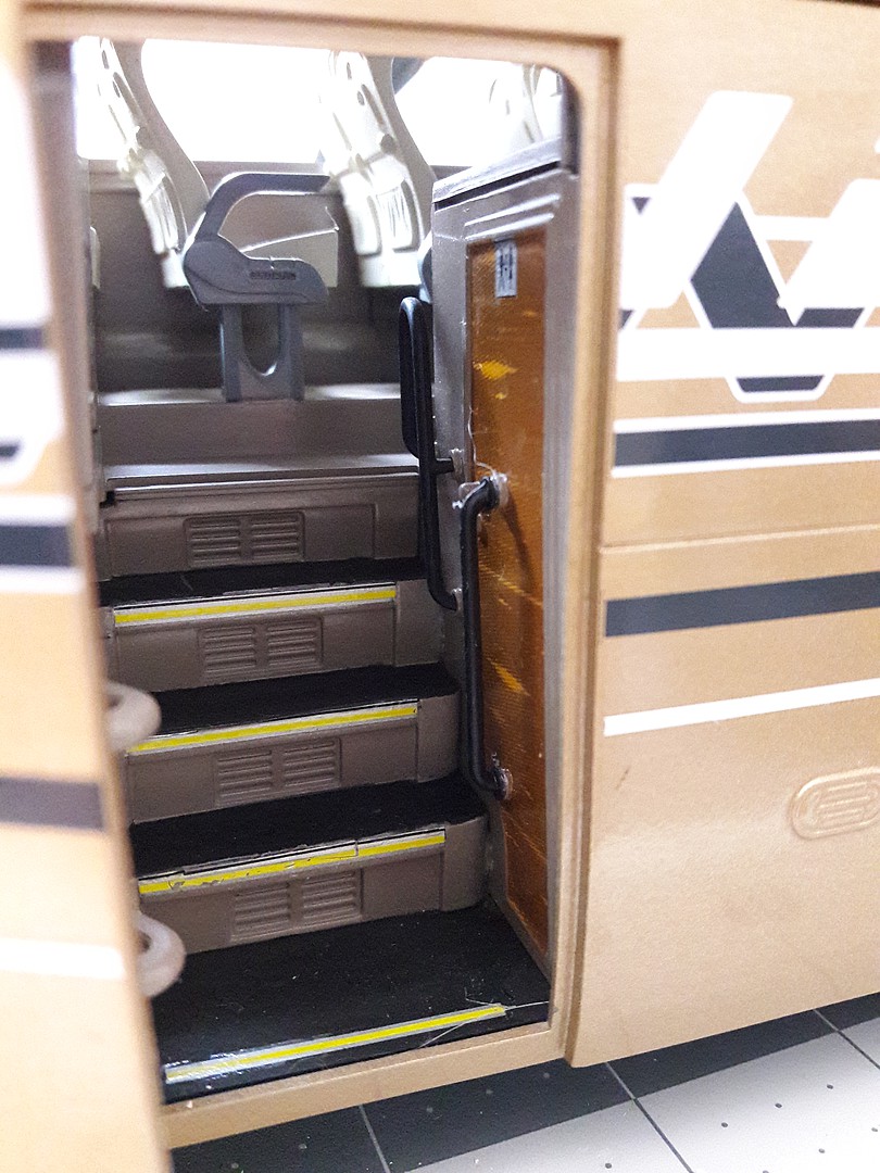 London Bus -- Plastic Model Vehicle Kit -- 1/24 Scale -- #07651 ...