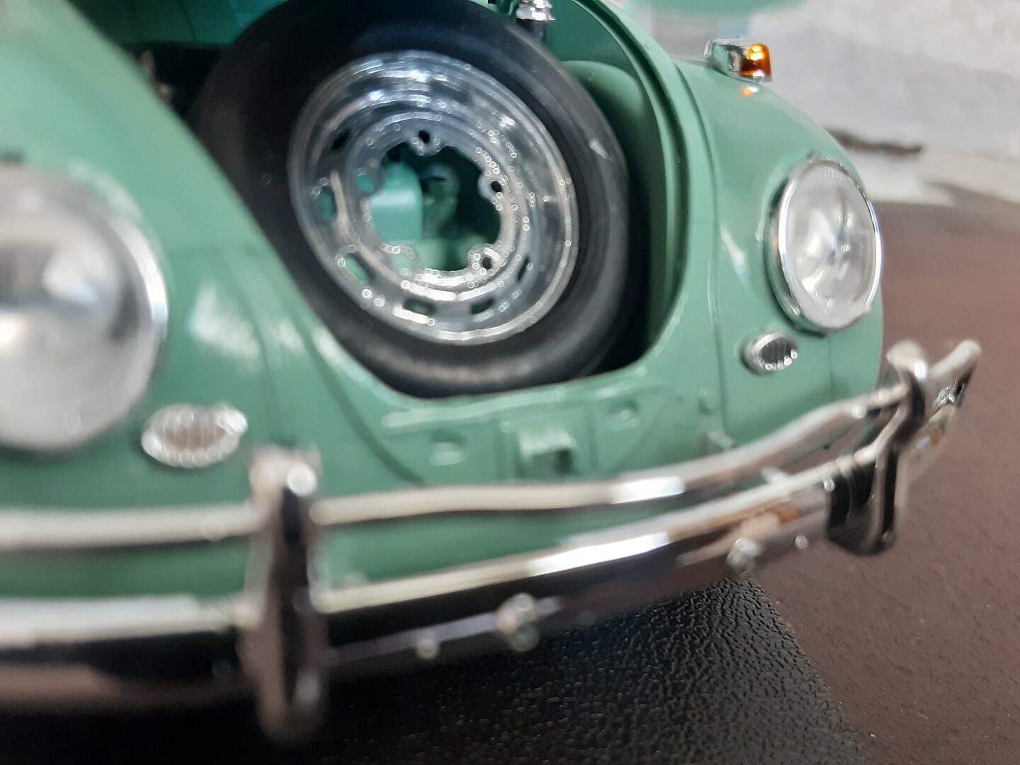 1966 Volkswagen Beetle VW BUG -- Plastic Model Car Kit -- 1/24 Scale ...