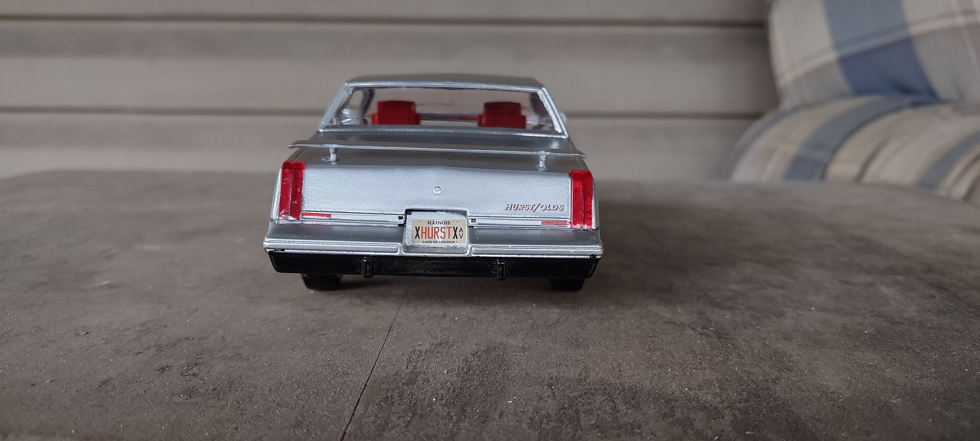 '83 Hurst Oldsmobile -- Plastic Model Car Kit -- 1/25 Scale -- #854317 ...