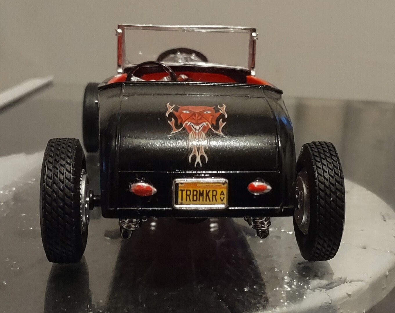 1929 Model A Roadster -- Plastic Model Car Kit -- 1/25 Scale -- #854463 ...