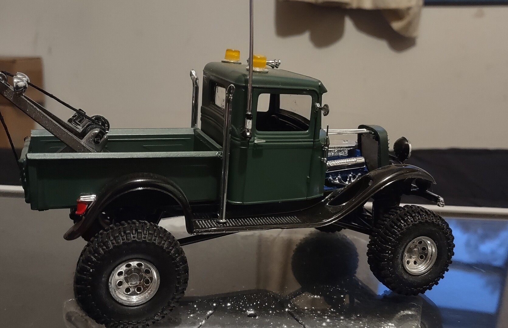 1934 Ford Pickup -- Plastic Model Truck Kit -- 1/25 Scale -- #1120 ...