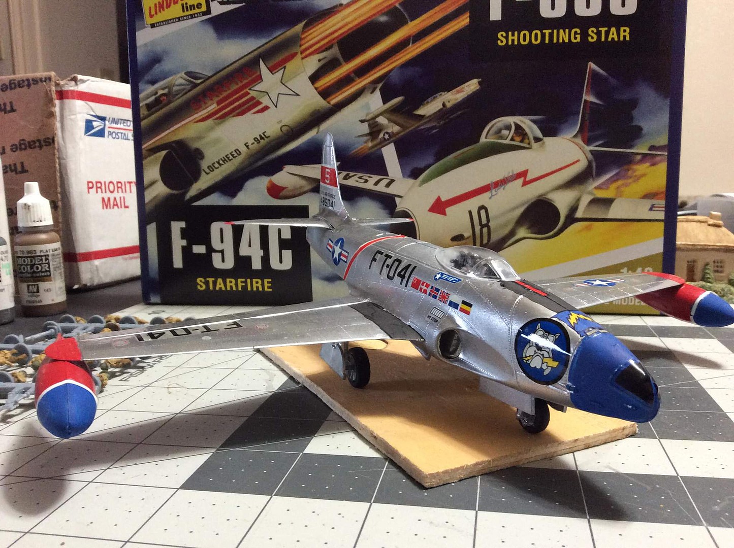 F-80C + F-94C Twin Pac -- Plastic Model Airplane Kit -- 1/48 Scale ...