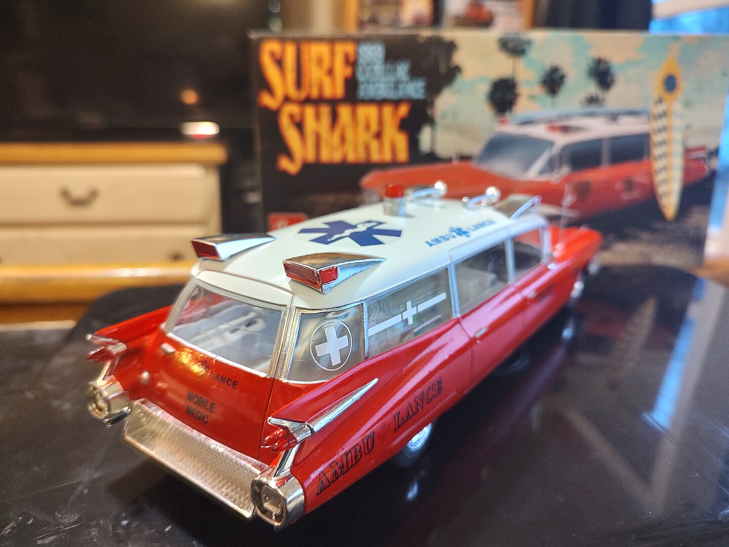 1959 Cadillac Ambulance -- Plastic Model Car Vehicle Kit -- 1/25 Scale ...