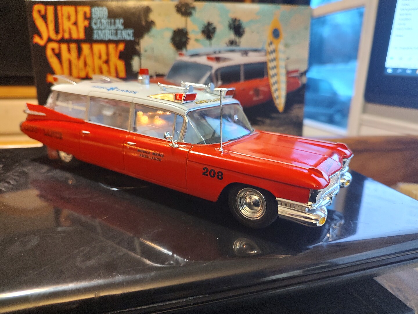 1959 Cadillac Ambulance -- Plastic Model Car Vehicle Kit -- 1/25 Scale ...