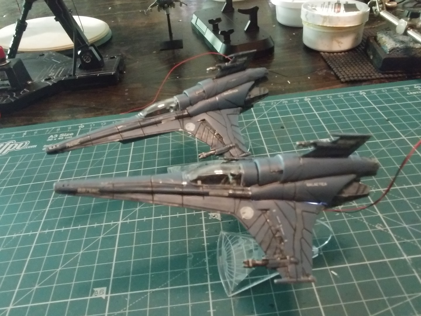 BSG Viper MKVII 2 Pack -- Science Fiction Plastic Model Kit -- 1/72 ...