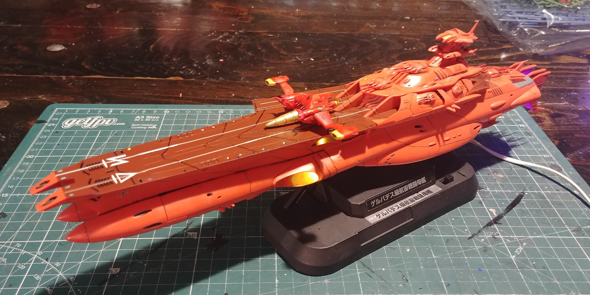 Gerbades Ship -- Plastic Model Spacecraft Kit -- 1/1000 Scale ...