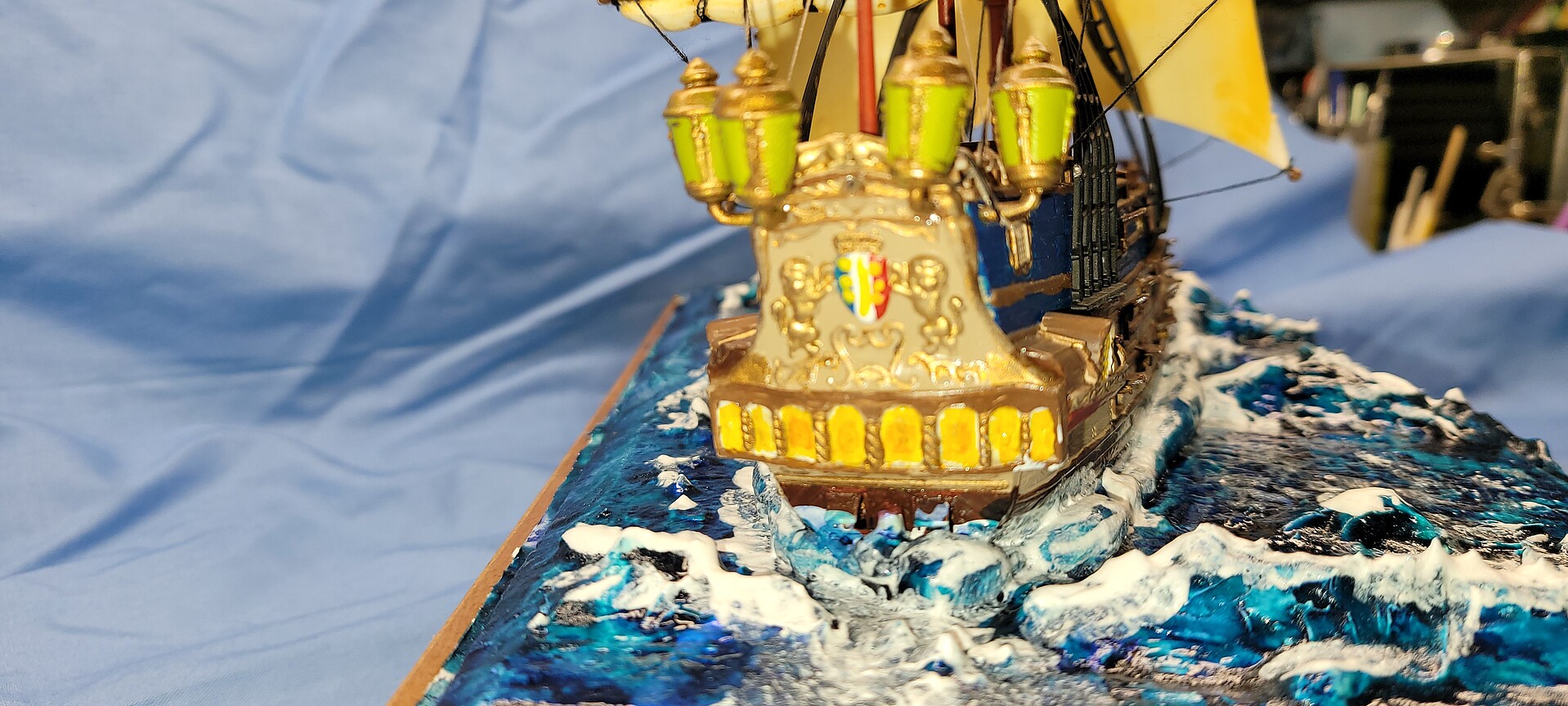 Gouda Dutch Man of War Sailing Boat -- Plastic Model Military Ship Kit ...