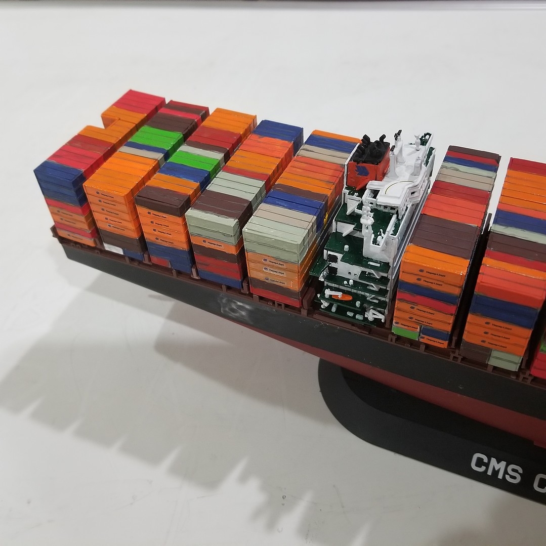 Container Ship Colombo Express -- Plastic Model Ship Kit -- 1/700 Scale ...