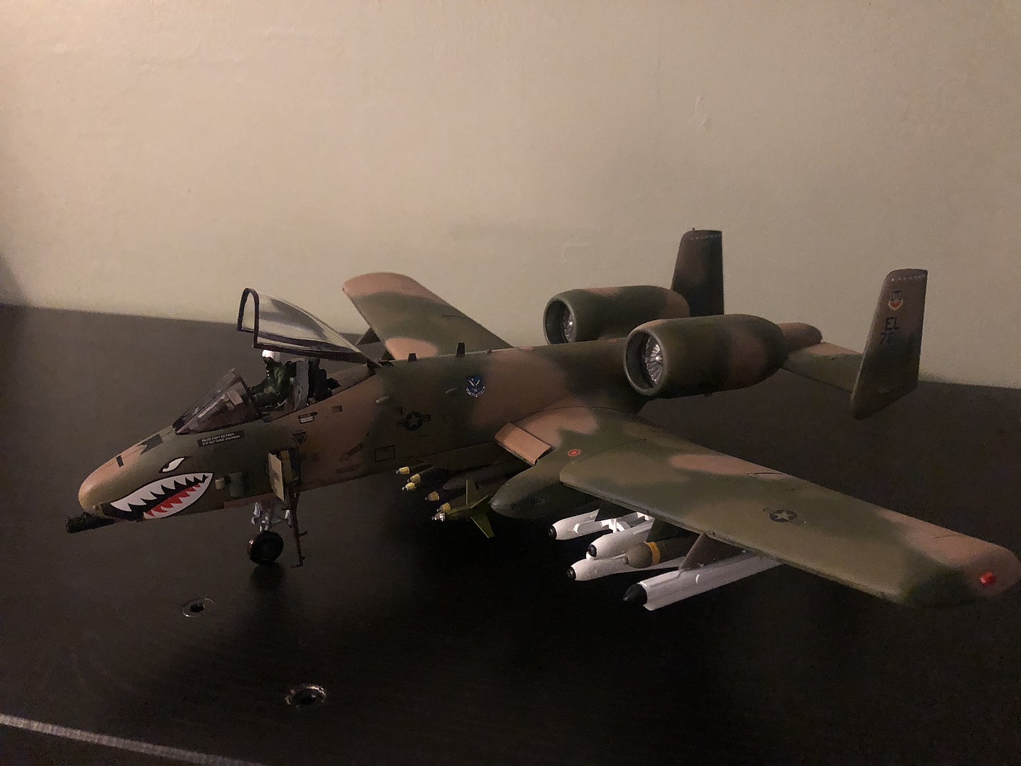 Gallery Pictures Tamiya A-10 Thunderbolt II Plastic Model Airplane Kit ...