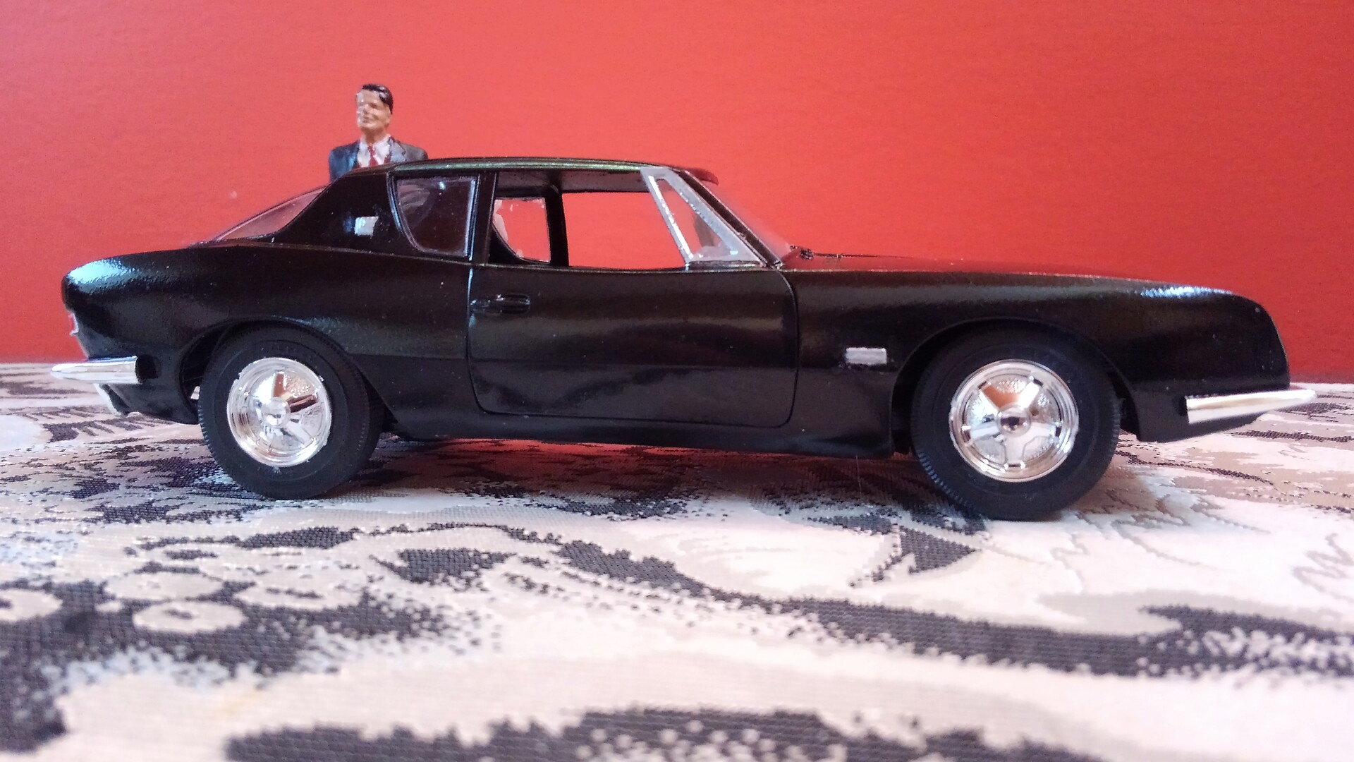 1963 Studebaker Avanti Sport Coupe -- Plastic Model Car Vehicle Kit ...