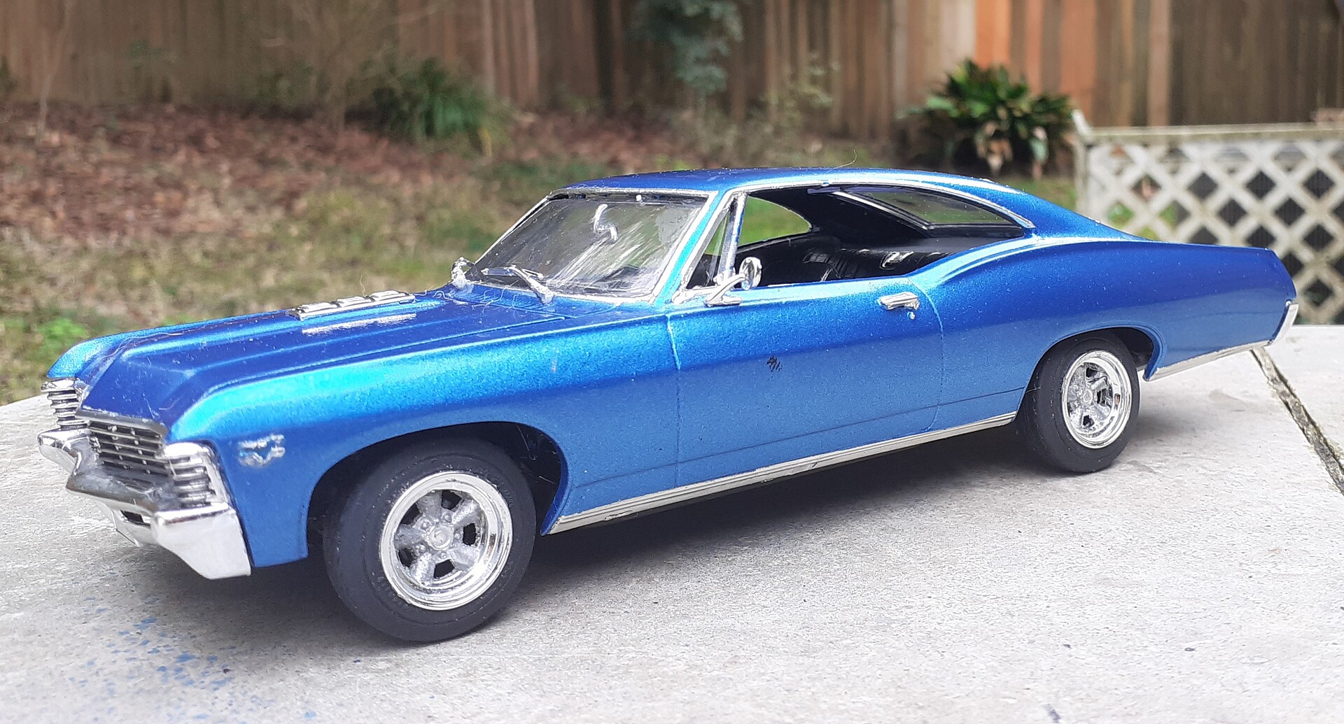 1967 Chevy Impala SS (Stock) -- Plastic Model Car Kit -- 1/25 Scale ...