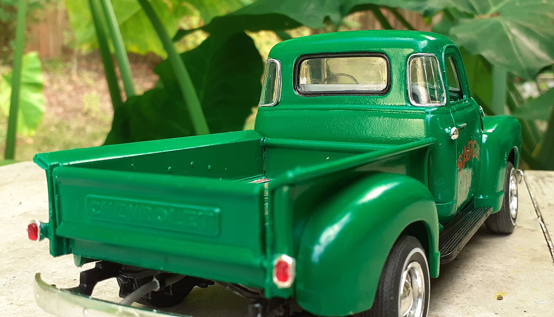 1950 Chevy Pick-Up -- Plastic Model Truck Kit -- 1/25 Scale -- #1076-12 ...