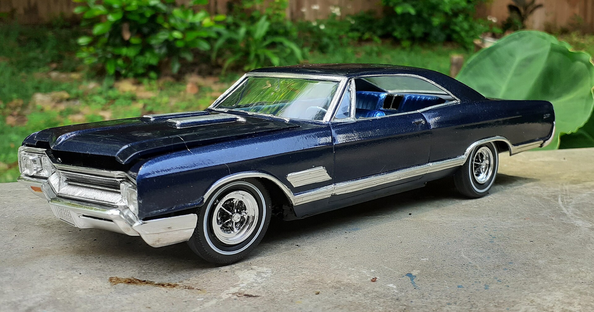 1966 Buick Wildcat -- Plastic Model Car Vehicle Kit -- 1/25 Scale ...