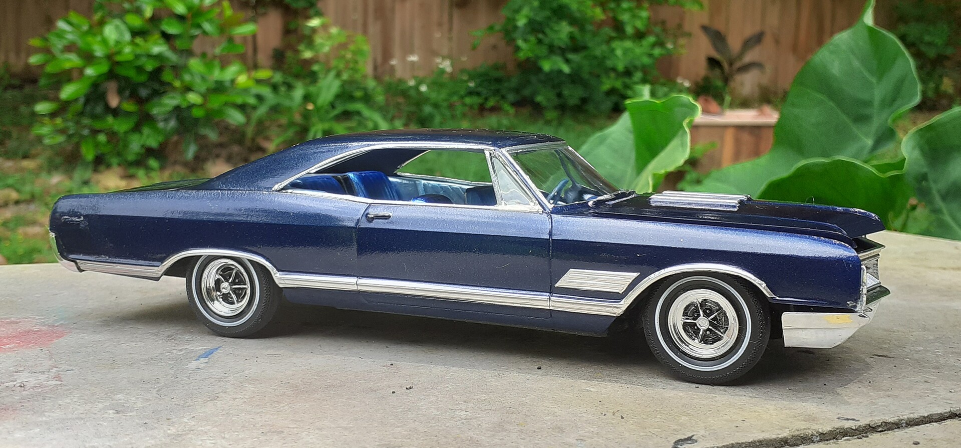 1966 Buick Wildcat -- Plastic Model Car Vehicle Kit -- 1/25 Scale ...