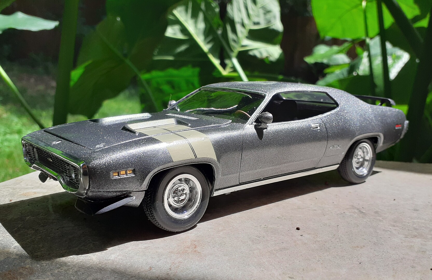Fast & Furious Dom's 1971 Plymouth GTX (2 in 1) -- Plastic Model Car ...