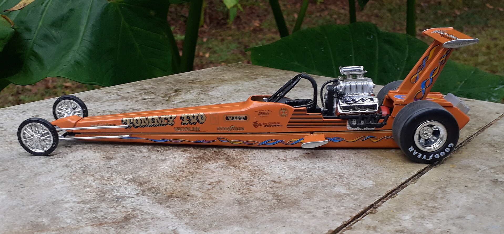 Tommy Ivo Rear Engine Dragster -- Plastic Model Car Vehicle Kit -- 1/25 ...