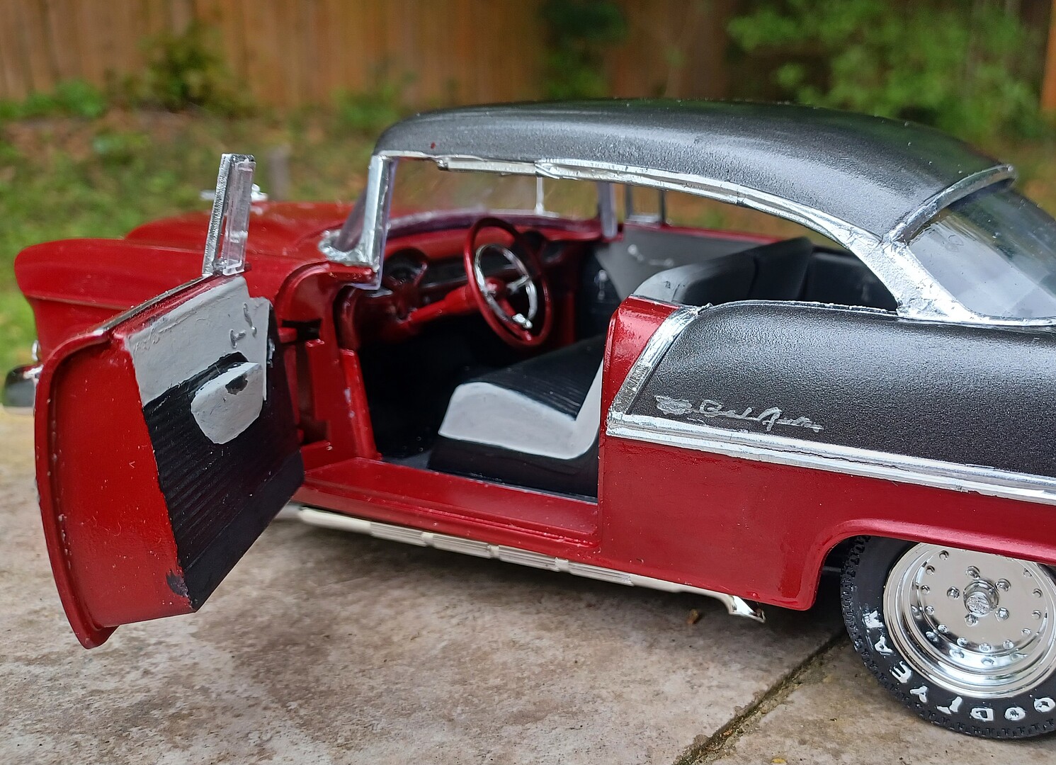 '55 Chevy Bel Air Hardtop -- Plastic Model Car Kit -- 1/16 Scale ...