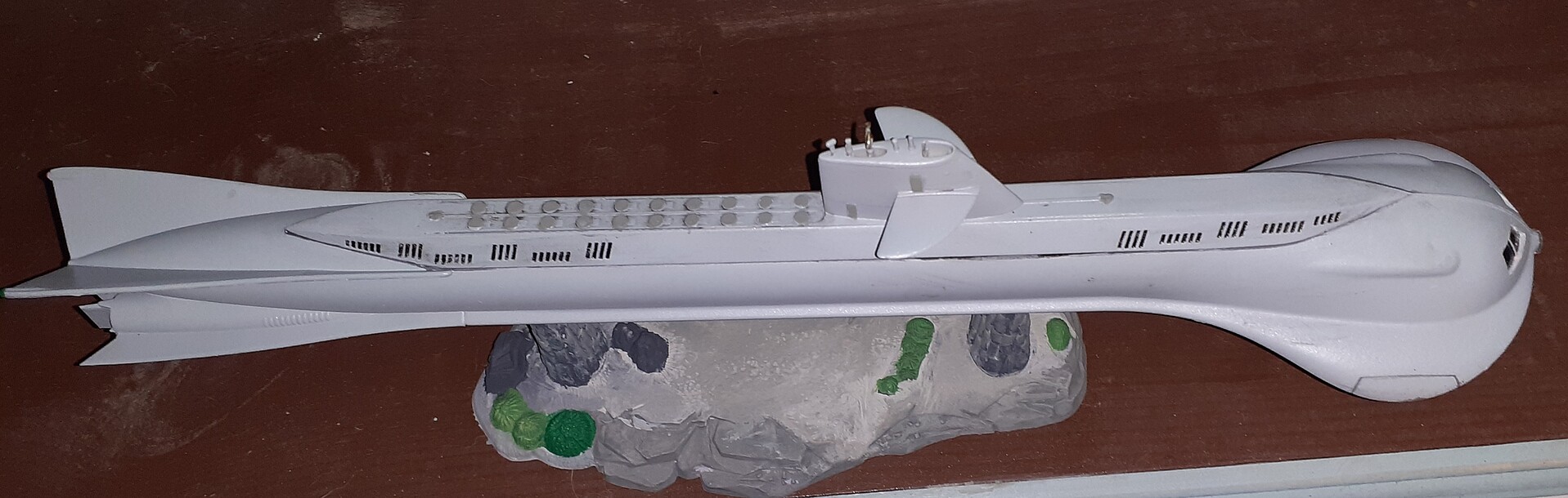 Voyage to the Bottom of the Sea 4 Window Seaview -- Plastic Model ...