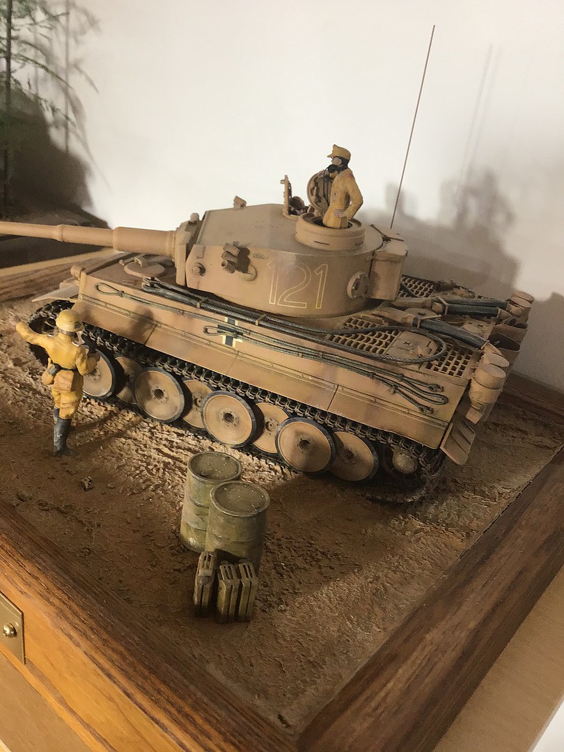 German Tiger I Mid Production Tank -- Plastic Model Military Vehicle ...