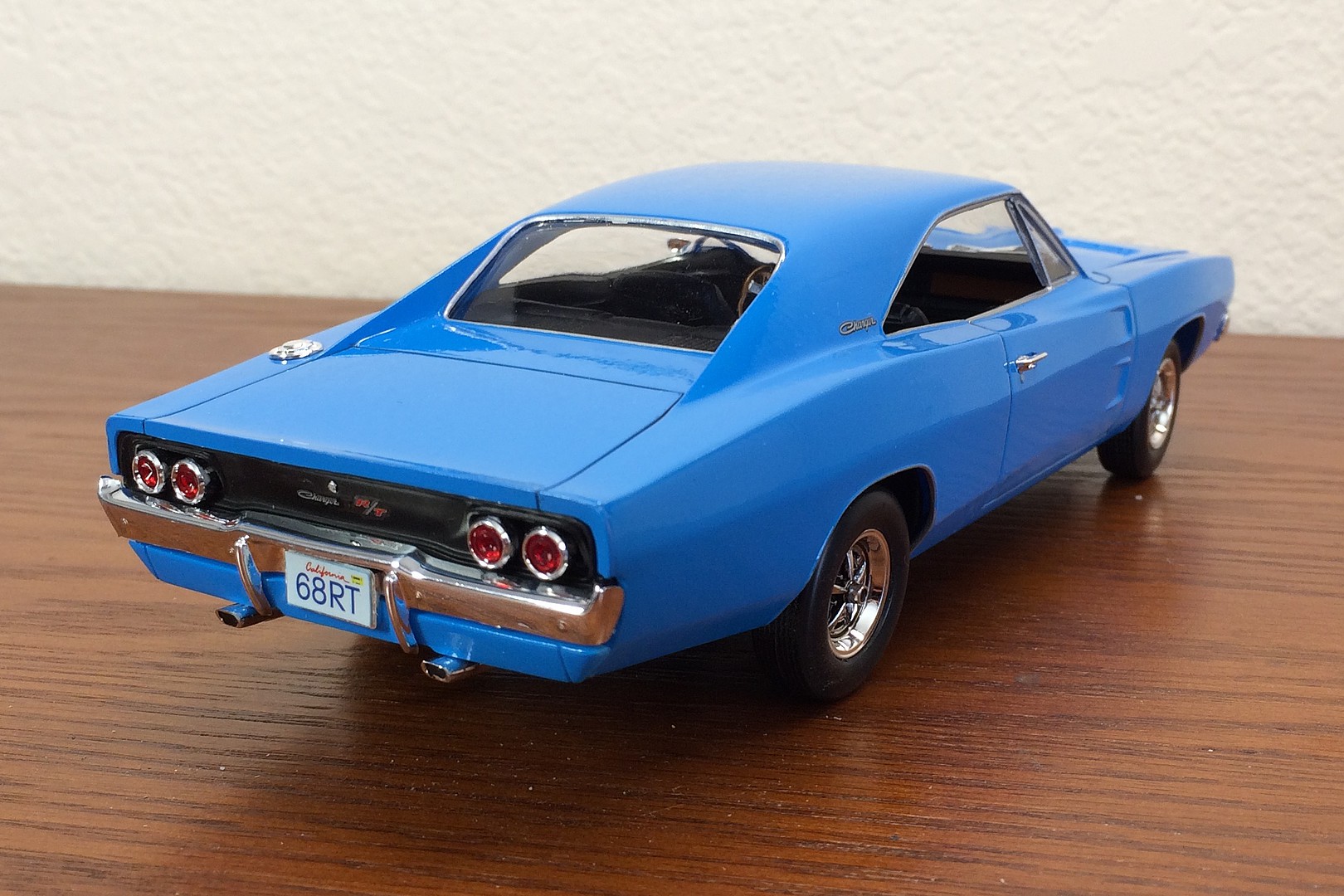 1968 Dodge Charger 2'n1 -- Plastic Model Car Kit -- 1/25 Scale ...
