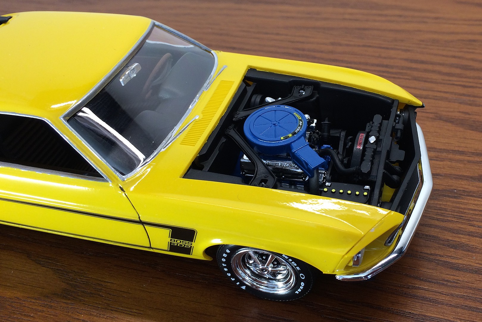 1969 Boss 32 Mustang -- Plastic Model Car Kit -- 1/25 Scale -- #854313 ...