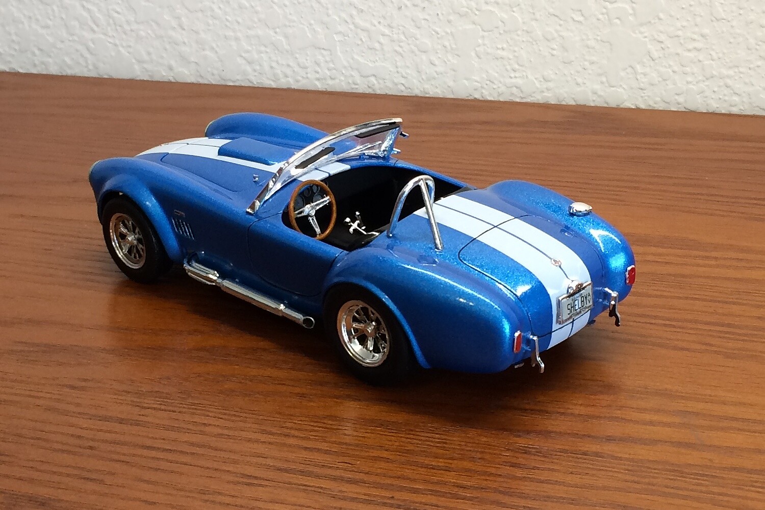 Shelby Cobra 427 S/C -- Plastic Model Car Kit -- 1/24 Scale -- #4533 ...
