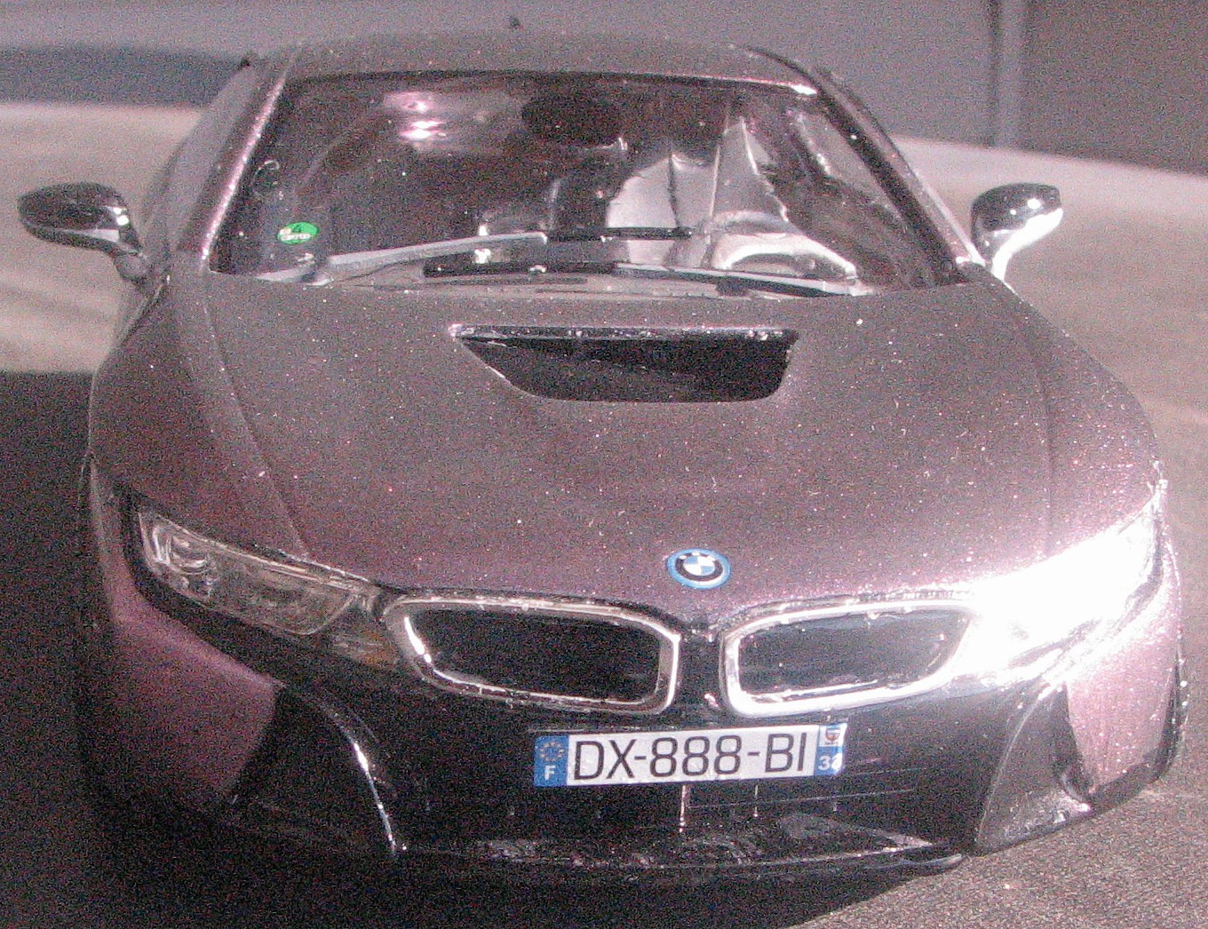 BMW i8 Sports Car -- Plastic Model Car Kit -- 1/24 Scale -- #7670 ...