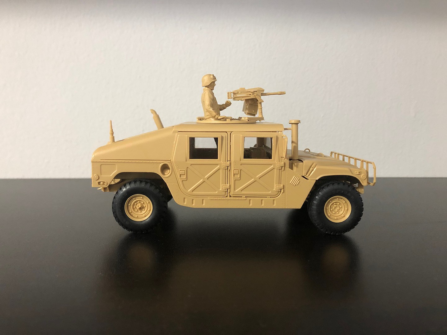 Humvee M1025 Armament Carrier -- Plastic Model Military Vehicle Kit ...