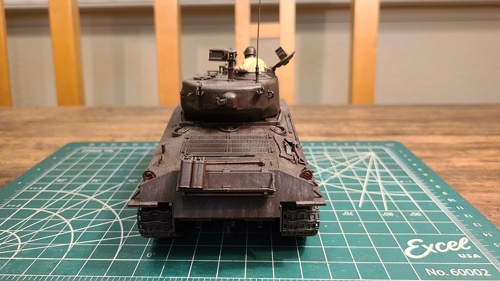 US Medium Tank M4A3E8 Sherman ''Easy Eight'' -- Plastic Model Military Vehicle Kit -- 1/35 ...