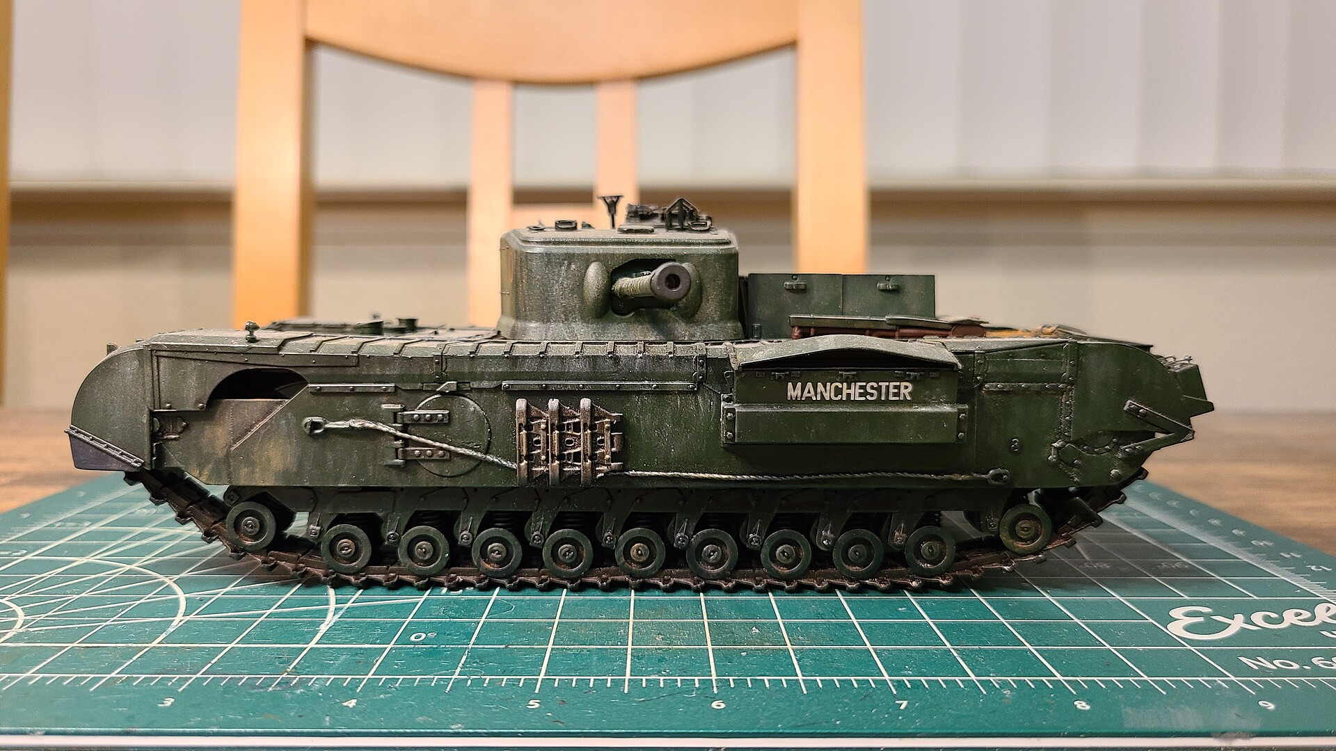 US Churchill MK.VII Tank -- Plastic Model Military Vehicle Kit -- 1/35 ...