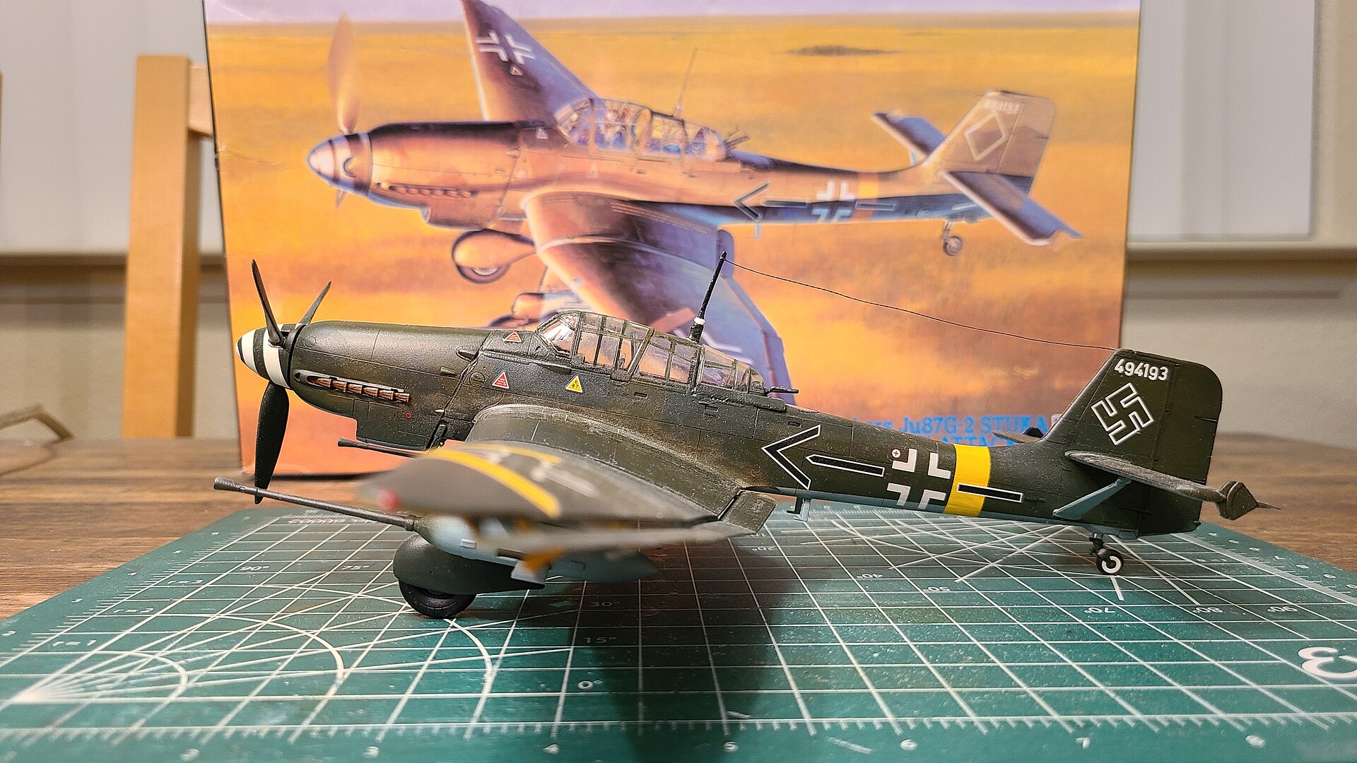 Ju87G-2 Stuka -- Plastic Model Airplane Kit -- 1/48 Scale -- #09054 ...