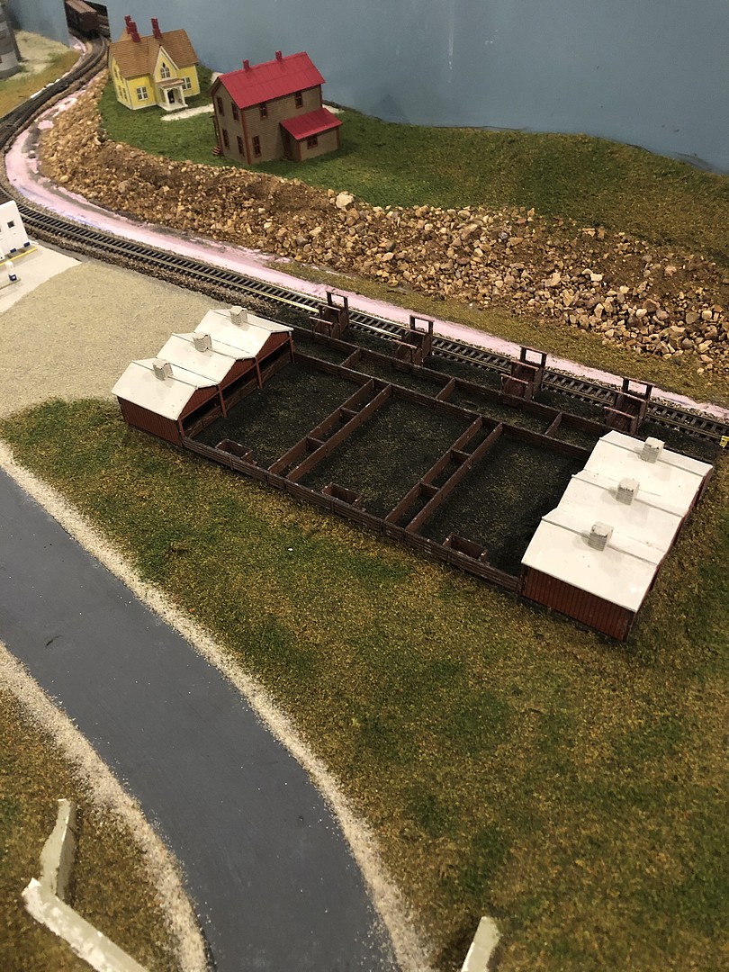 Gallery Pictures N-Scale-Arch Quality Meat Stockyard Kit N Scale Model ...