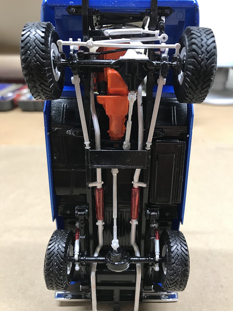 Ford Bronco -- Plastic Model Truck Kit -- 1/25 Scale -- #85-4320 ...