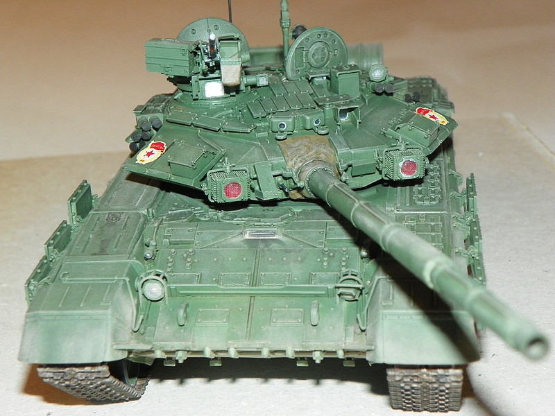 T-90 Russian Main Battle Tank -- Plastic Model Tank Kit -- 1/35 Scale ...