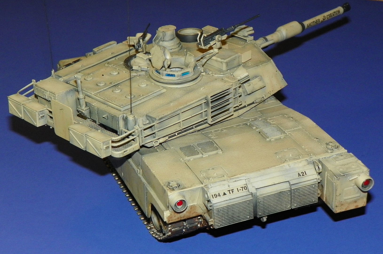 M1A1/A2 Tank (5 in 1) Pictures