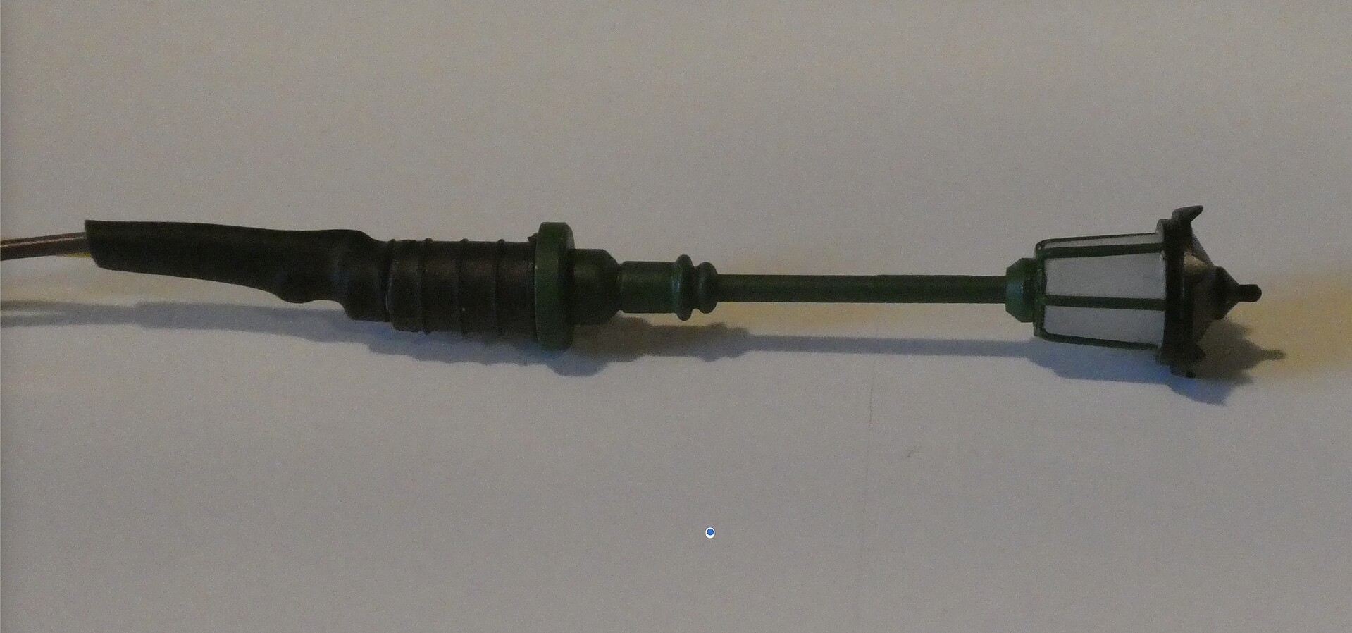 LED Gas Light with Plug and Socket Base -- 1-3/8'' 3.5cm - N-Scale ...