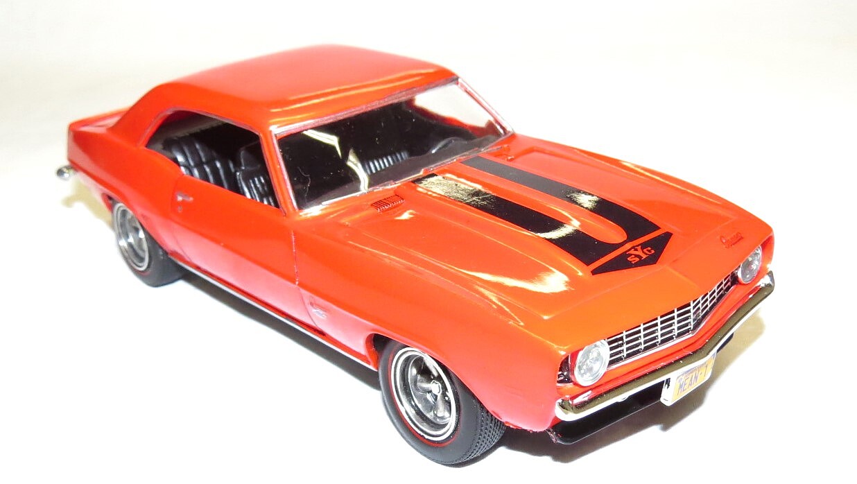 1969 Chevy Camaro, Yenko -- Plastic Model Car Kit -- 1/25 Scale ...