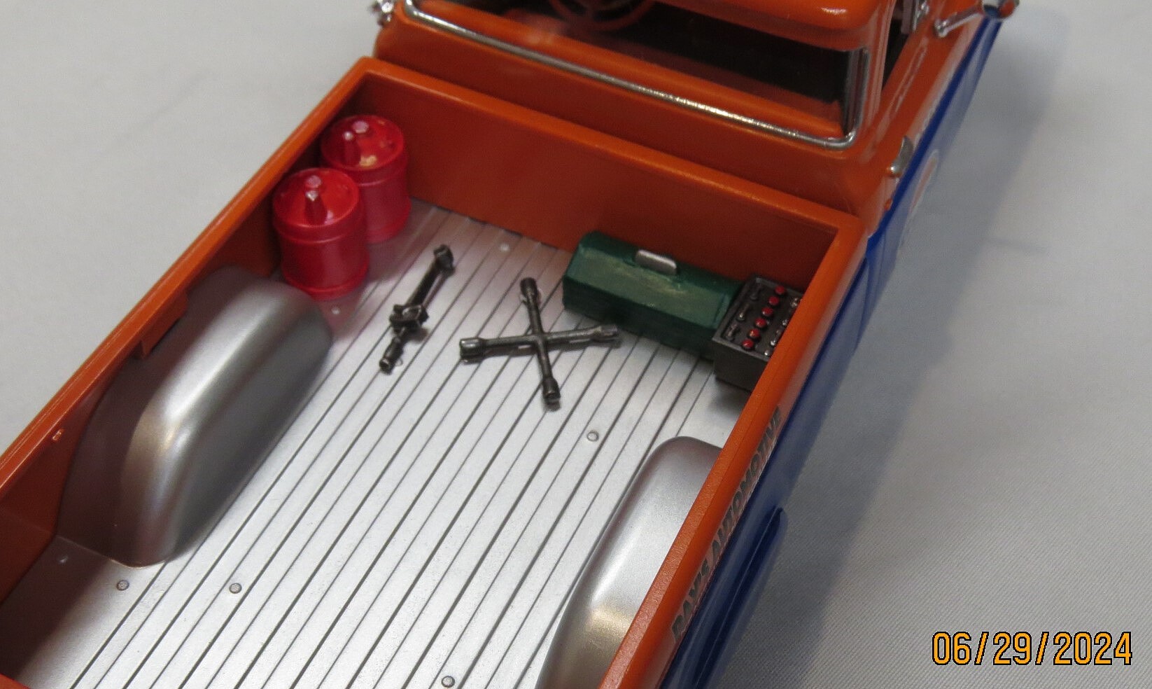 1960 Ford F100 Pickup Truck w/Trailer (3 in 1) -- Plastic Model Truck ...