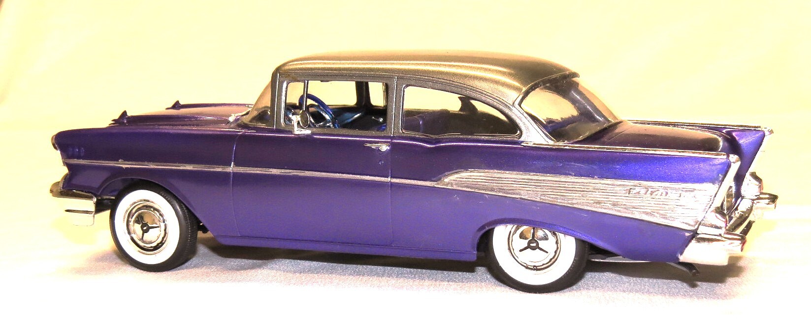 1957 Chevy Bel Air (2 in 1) -- Plastic Model Car Kit -- 1/25 Scale ...