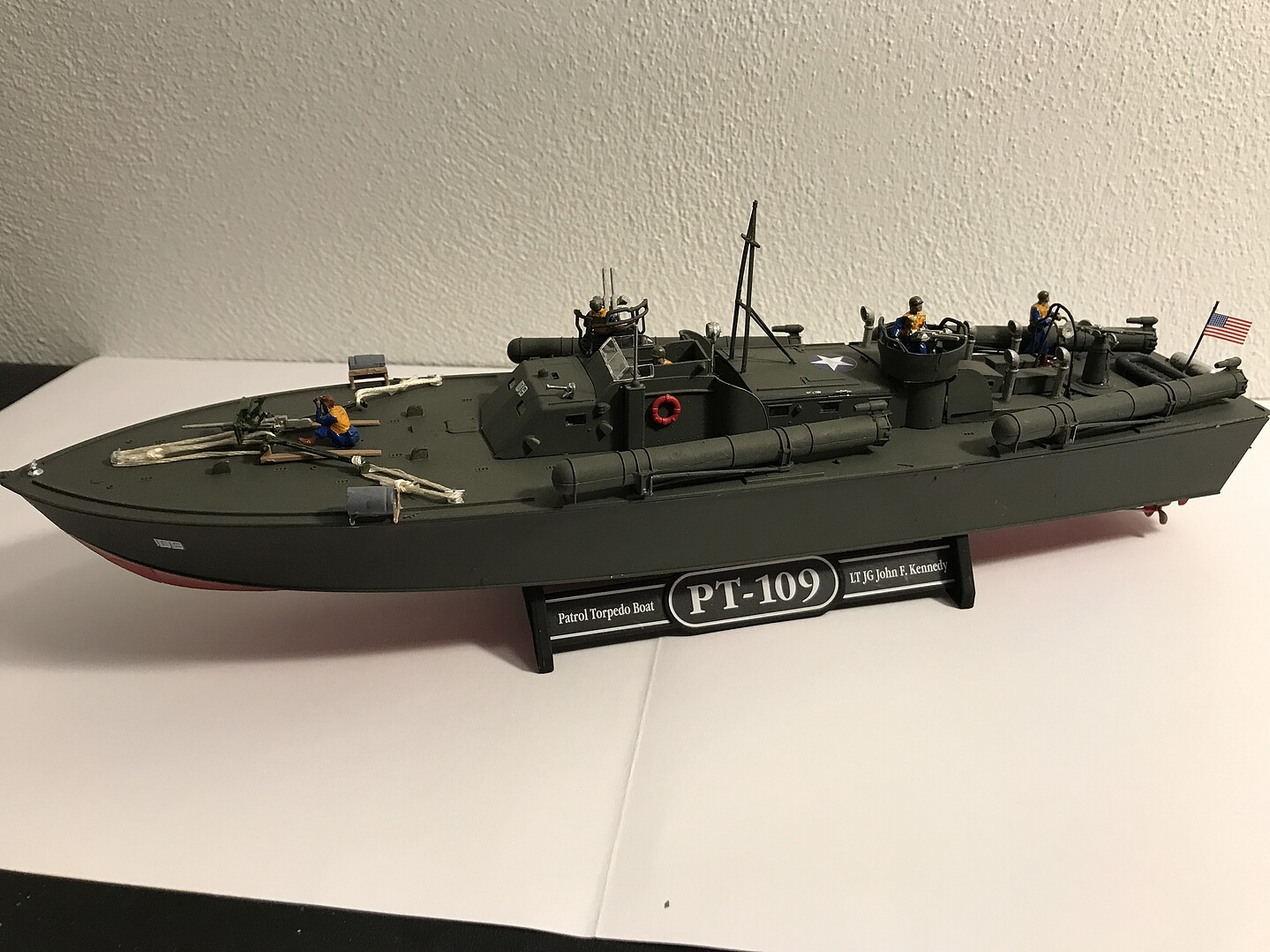 PT109 Patrol Torpedo Boat -- Plastic Model Military Ship Kit -- 1/72 ...
