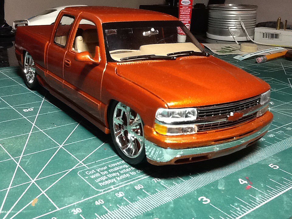 1999 Chevy Silverado Custom Pickup -- Plastic Model Truck Kit -- 1/25 ...